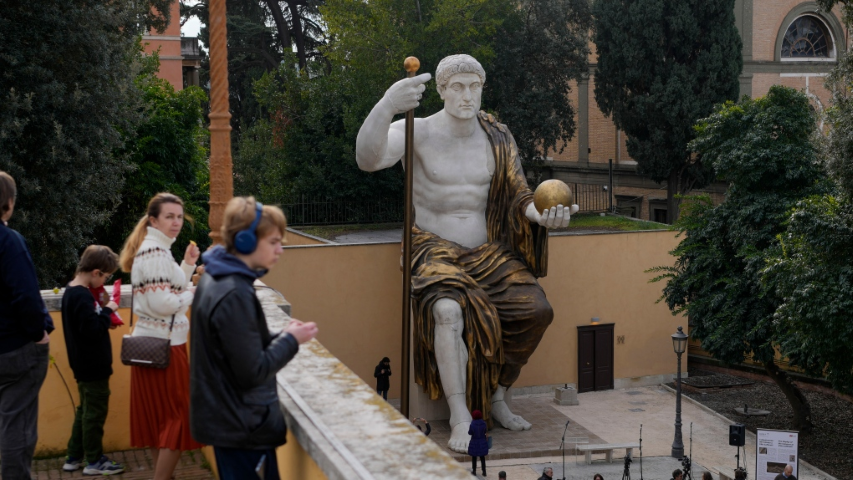 Rome's Emperor Constantine Statue Returns with 3D Tech Aid - URBANA News